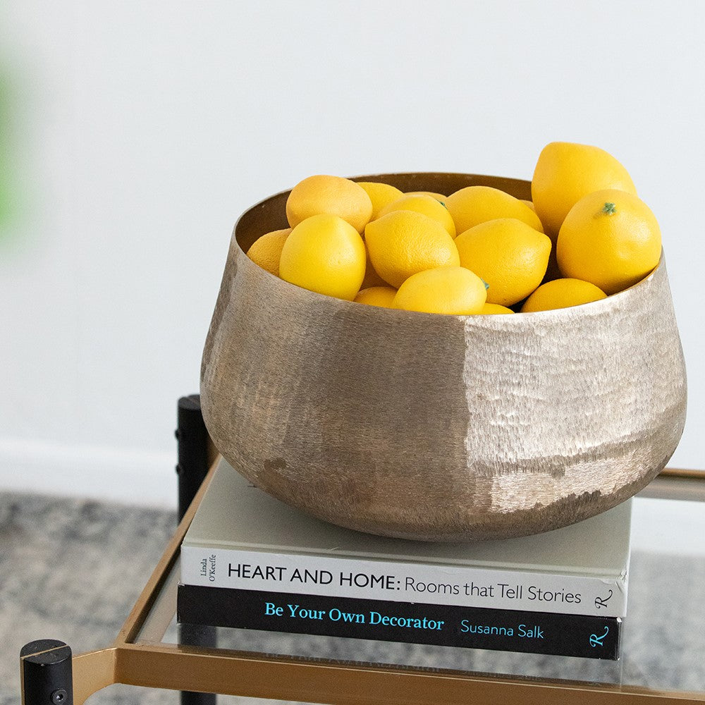 LA-48640 Bowls – Shadows and Patterns