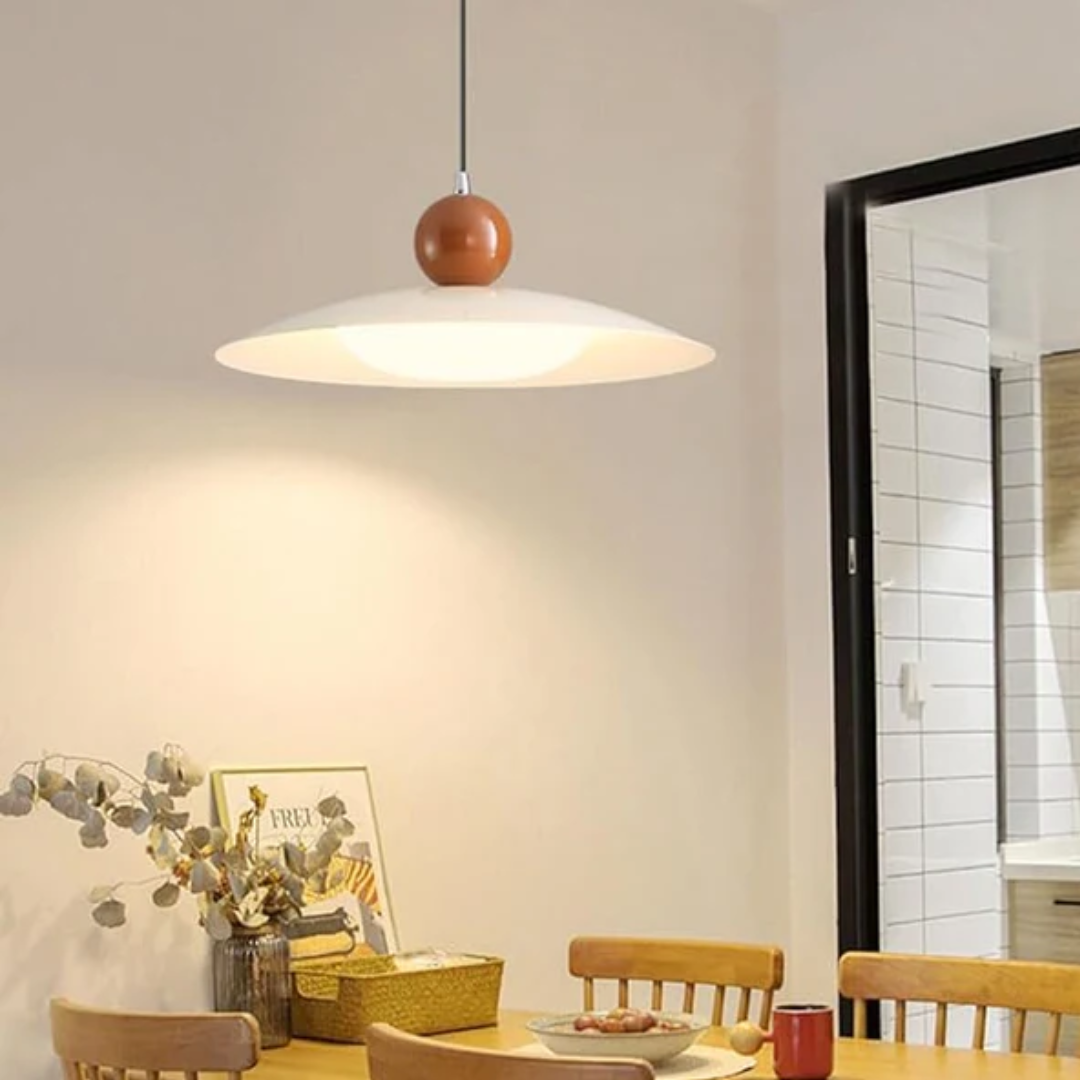 Domenica – Shadows and Patterns