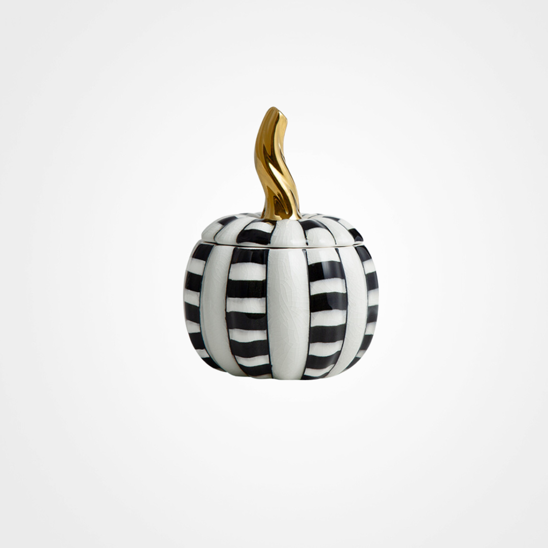 LA-D23067 Ceramic Pumkin Décor – Shadows and Patterns