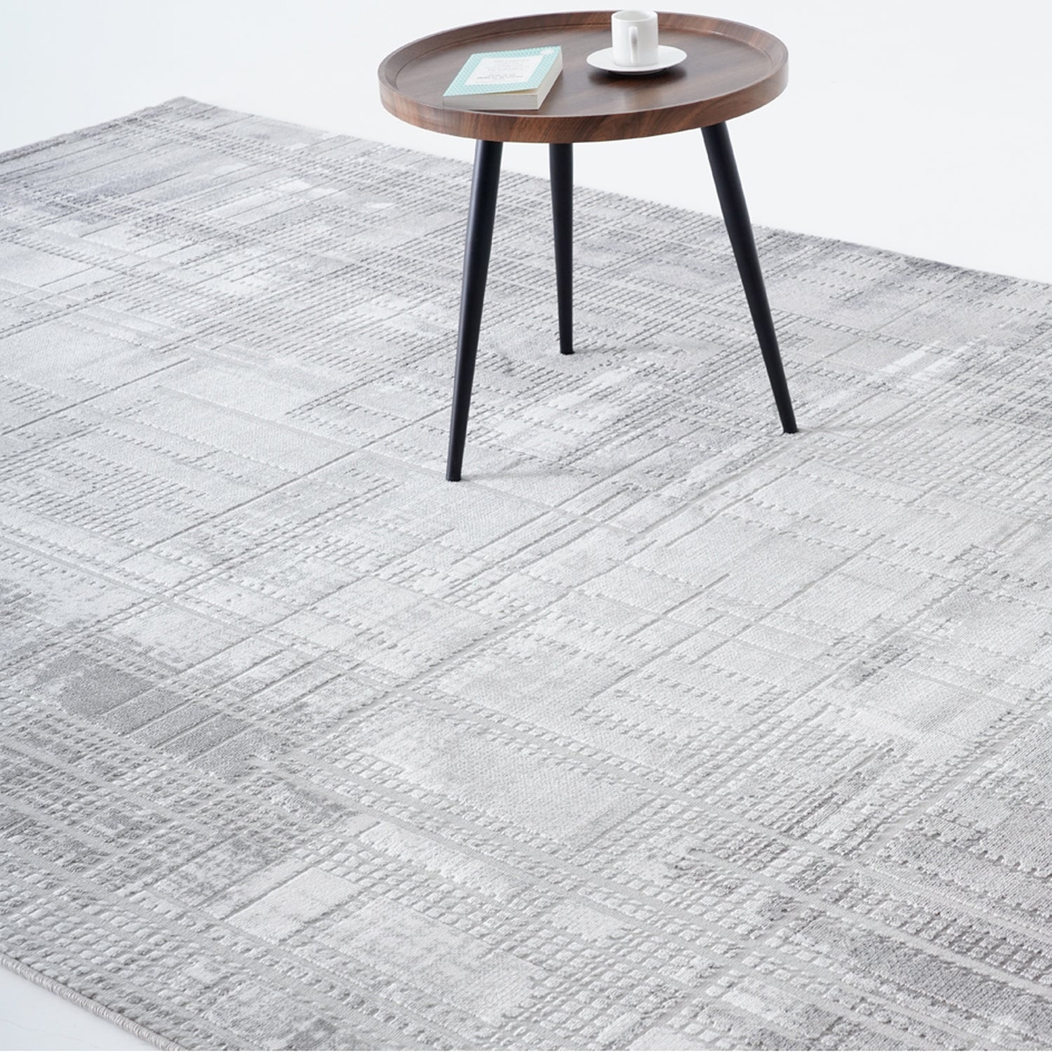 Roche 8 – Shadows and Patterns