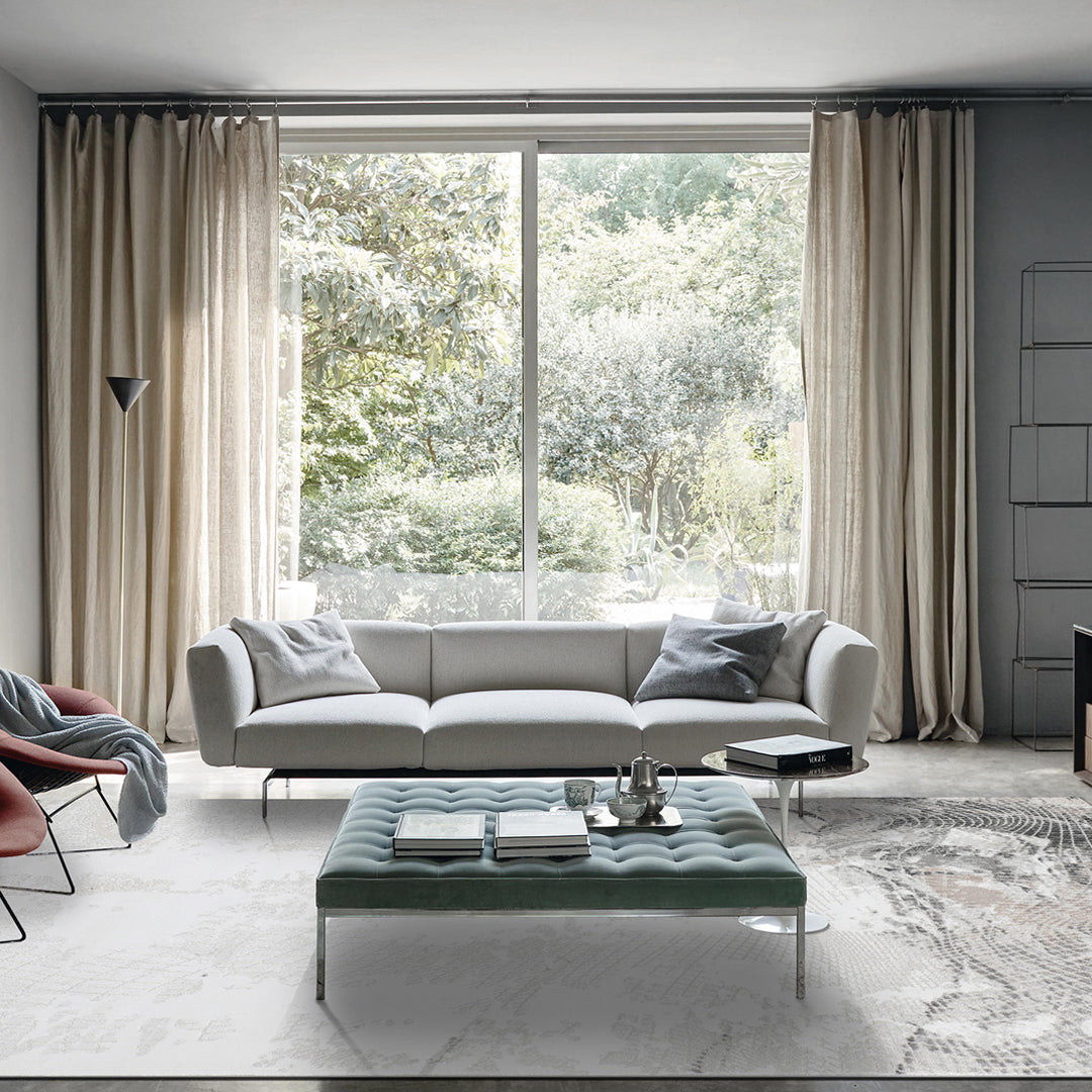 Aurand 1 – Shadows and Patterns