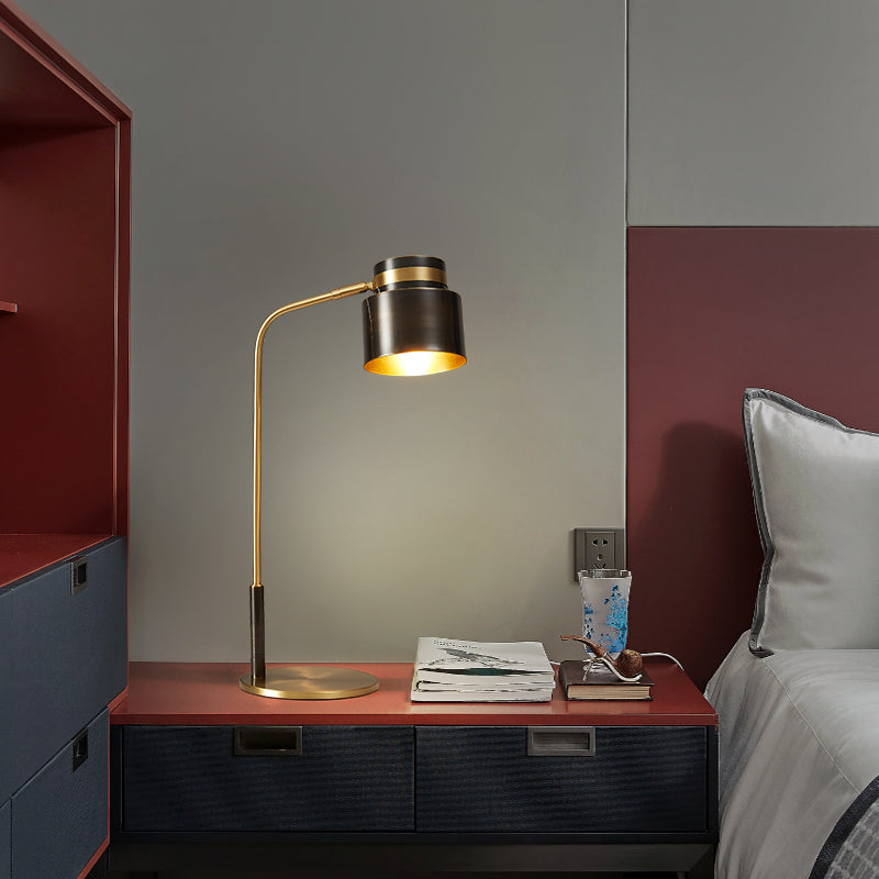 Euclid – Shadows and Patterns